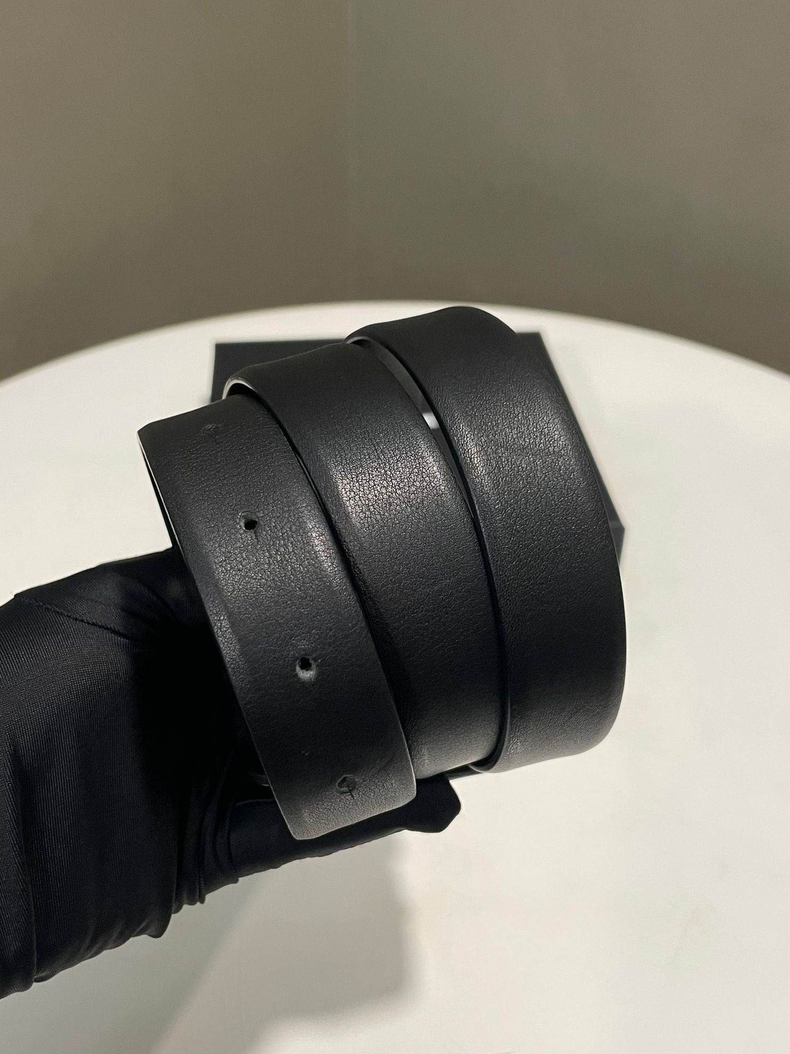 Chanel 21V Cc Logo Belt – LOVELOTSLUXURY