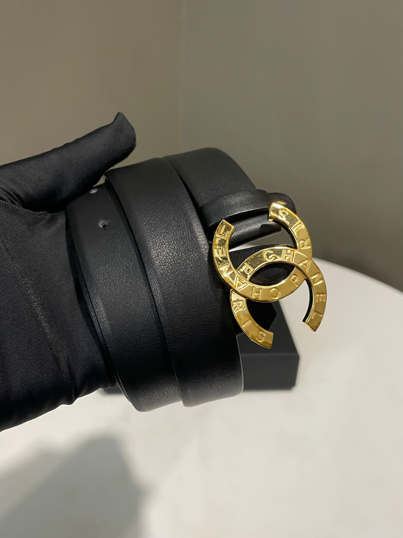 Chanel 21V Cc Logo Belt – LOVELOTSLUXURY