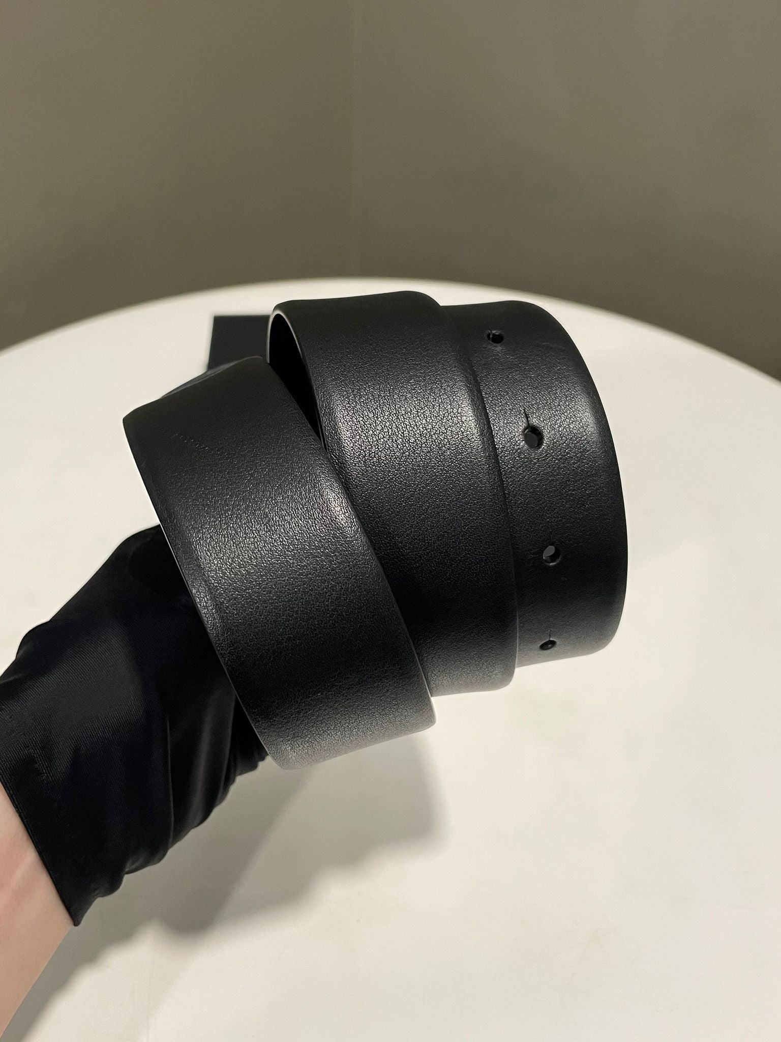 Chanel 23S Cc Logo Belt – LOVELOTSLUXURY