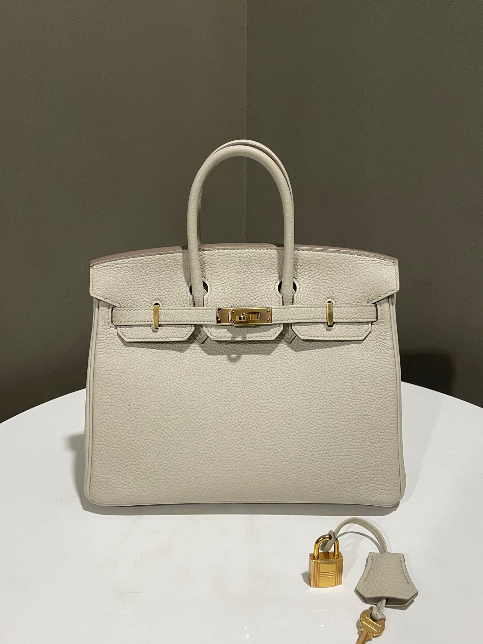 Hermes Birkin 25 Beton Togo – LOVELOTSLUXURY