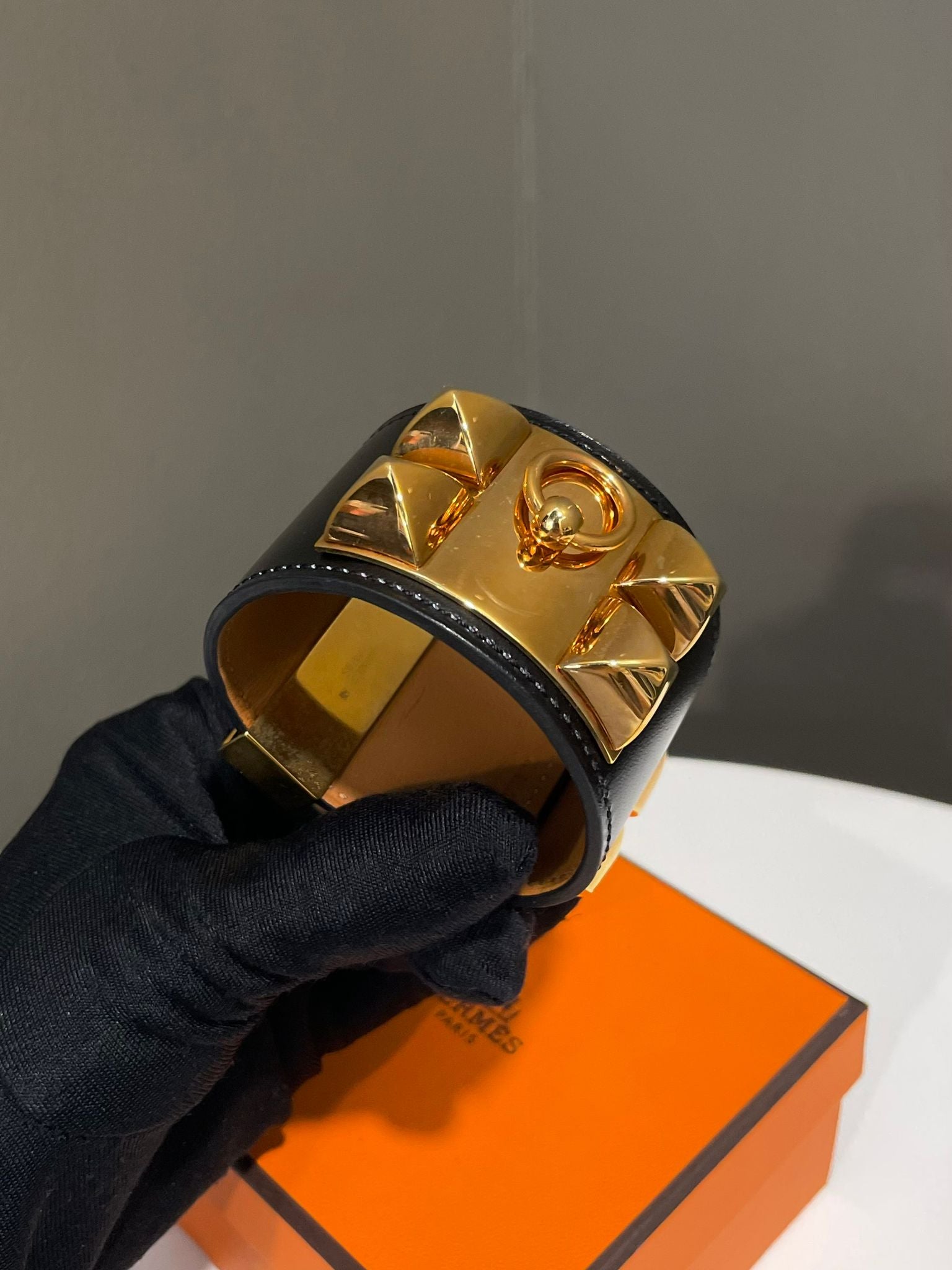Hermes CDC Bracelet Black – LOVELOTSLUXURY