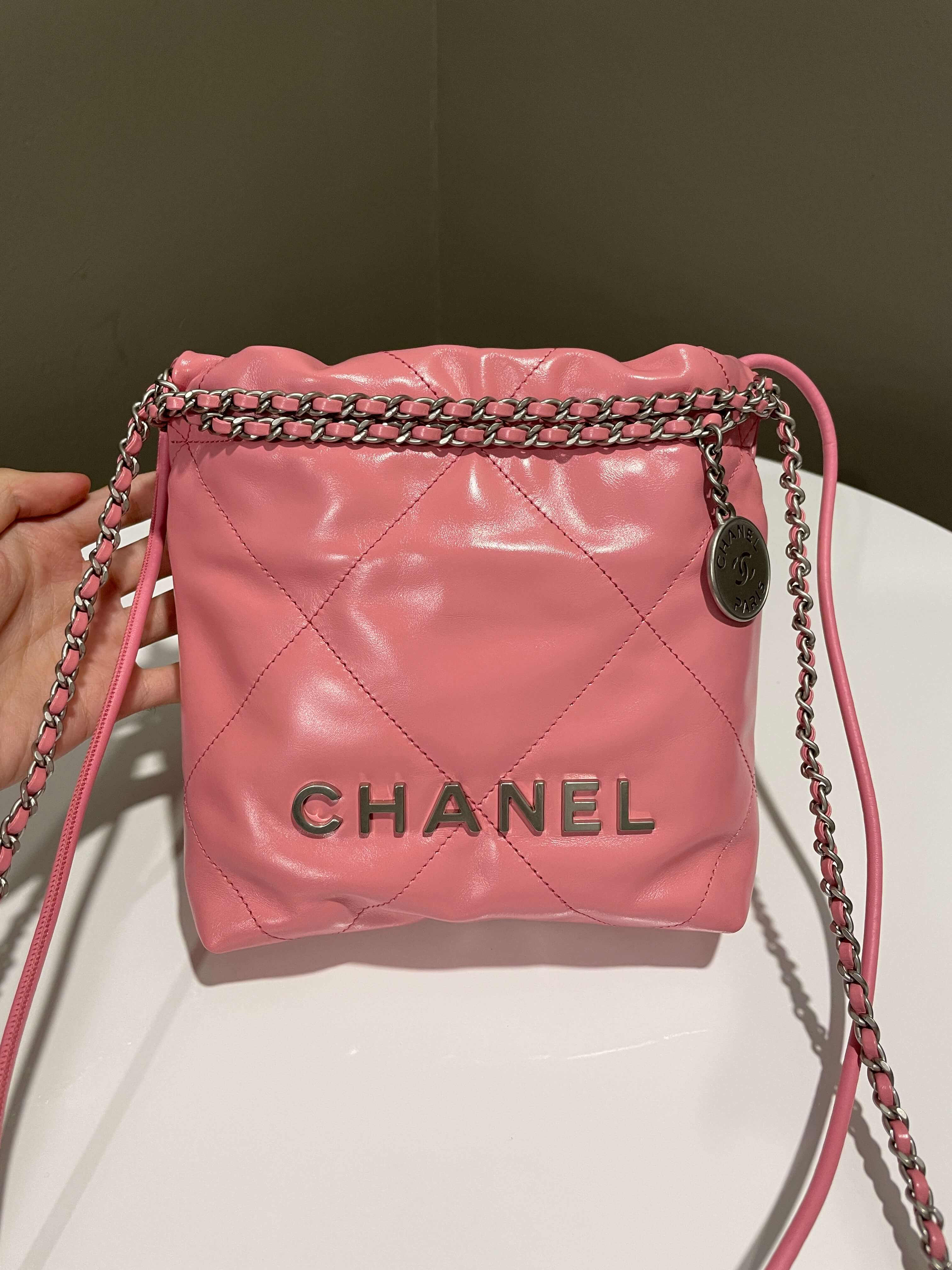 Chanel 22 Mini Pink Calfskin – LOVELOTSLUXURY