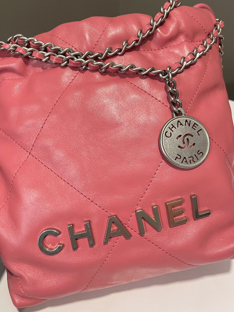 Chanel 23B 22 Mini Pink Calfskin – LOVELOTSLUXURY